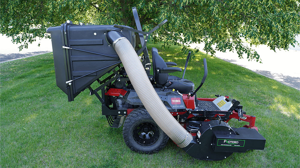 Toro Leaf and Grass Catchers - Lawn and Leaf Vacuum | Grass Bagger ...